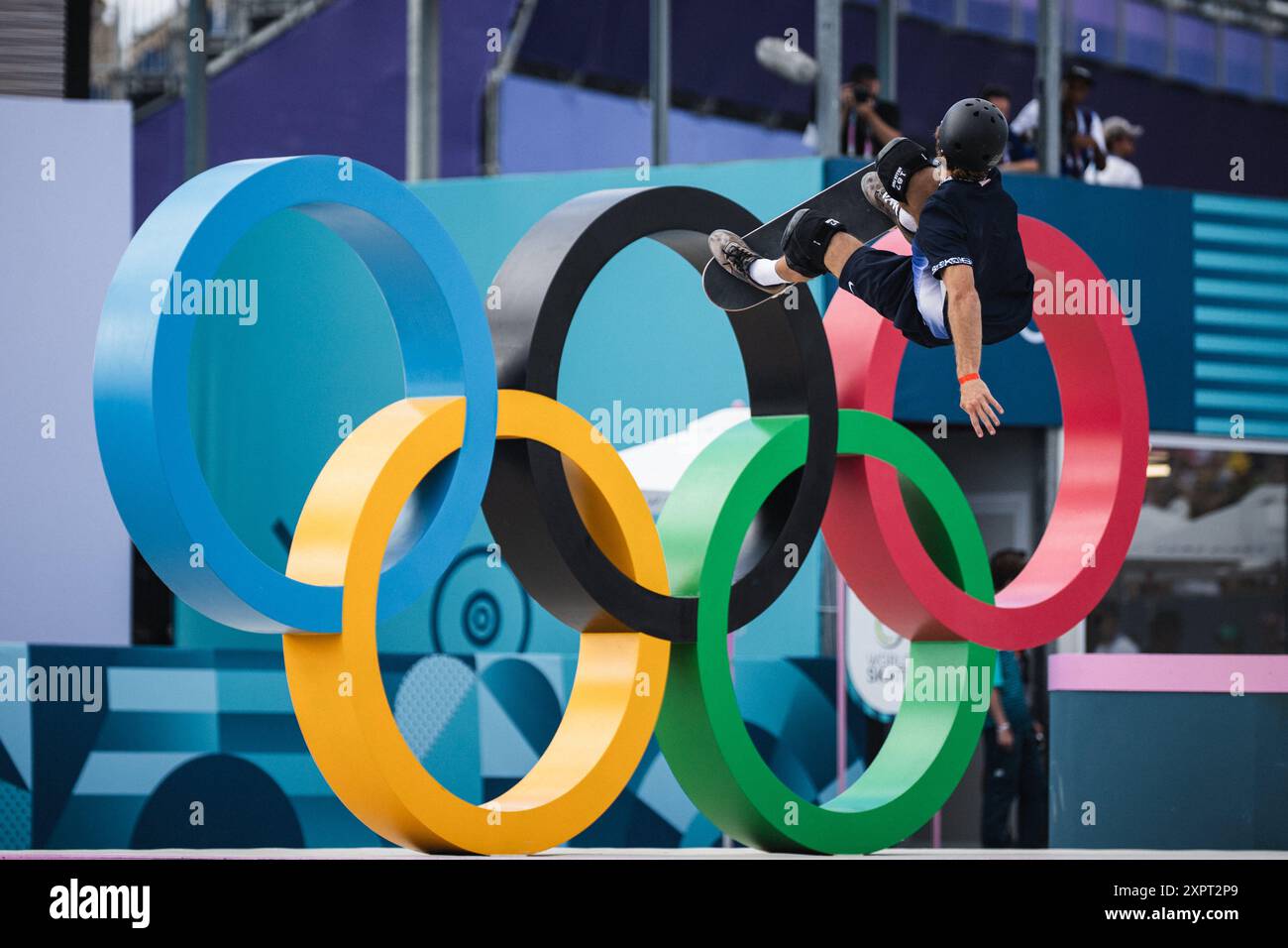 PARIS, IF - 07.08.2024: MEN'S SKATE PARK - Skateboarding - Paris 2024 ...