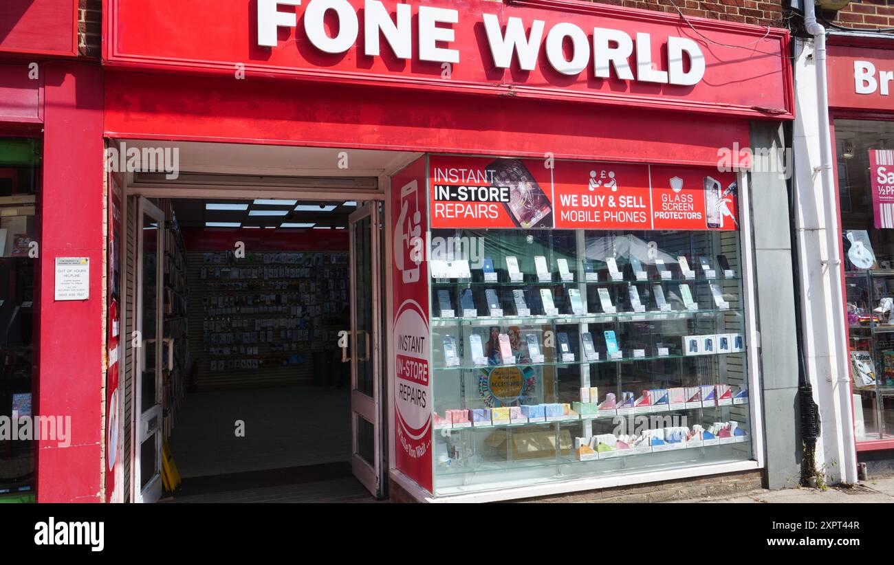 Fone world sho[ in Winchester high street Stock Photo - Alamy