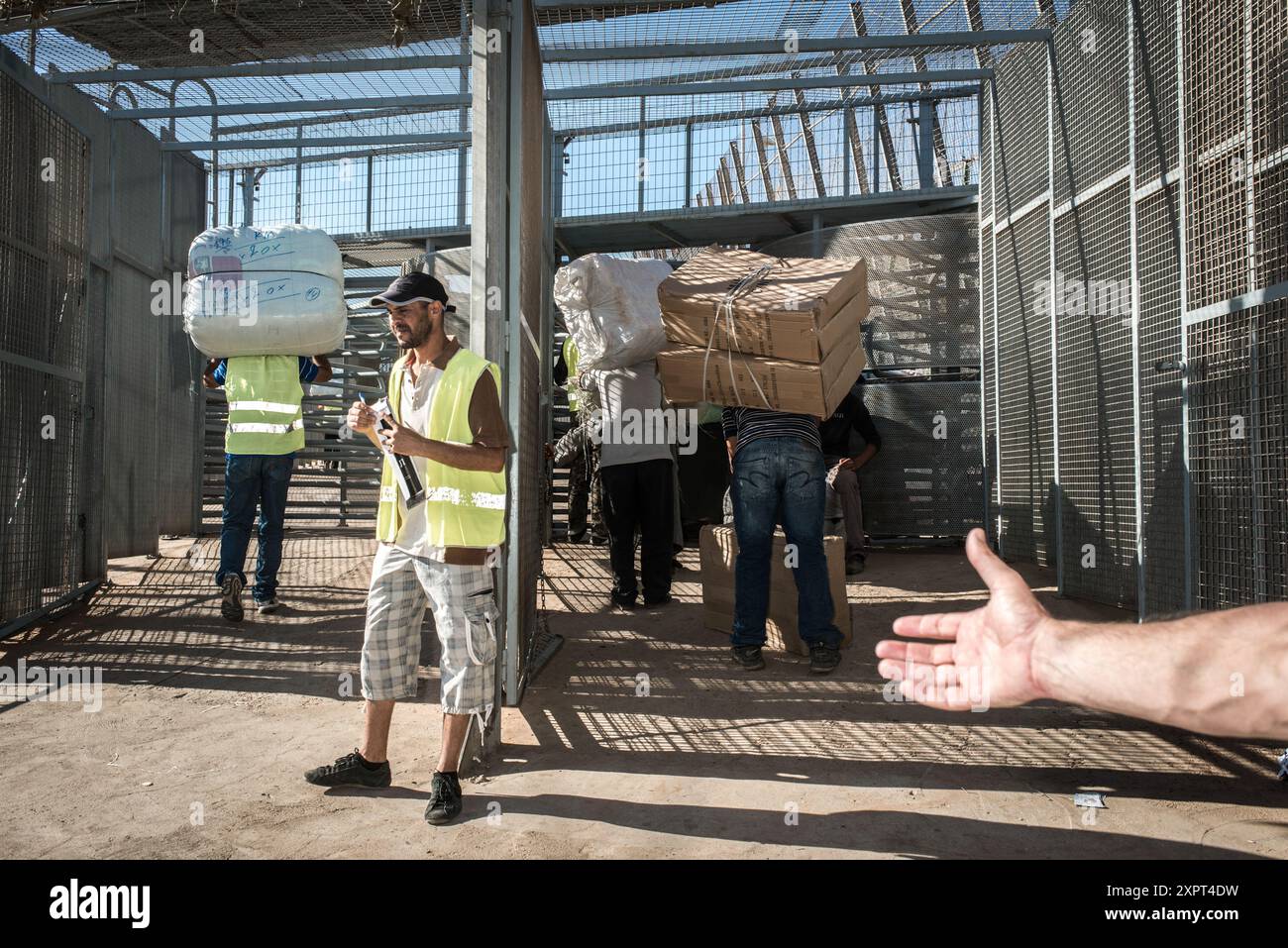 Cross border trade africa hi-res stock photography and images - Alamy
