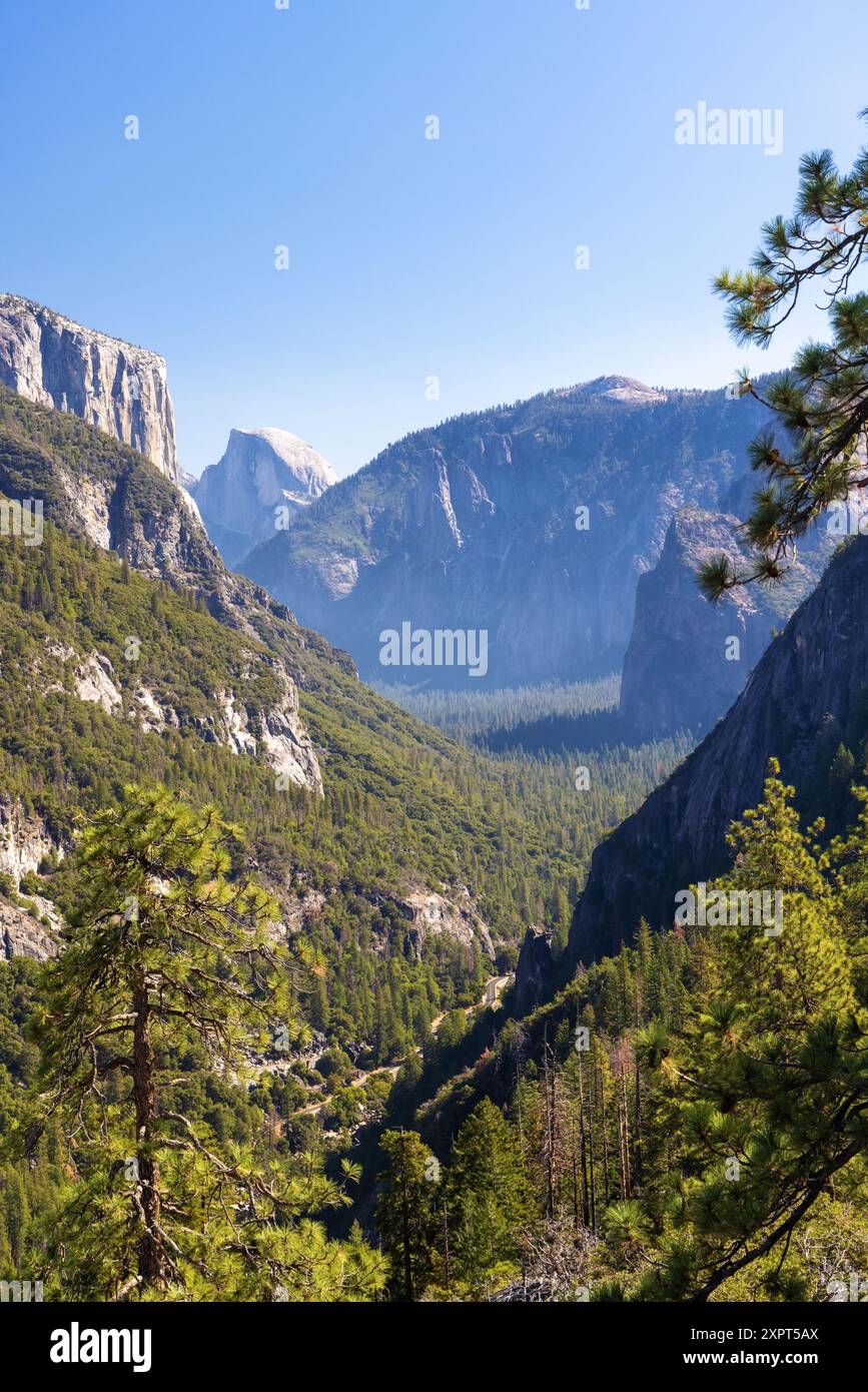 El Capitan mountain in Yosemite National Park, California, US Stock ...