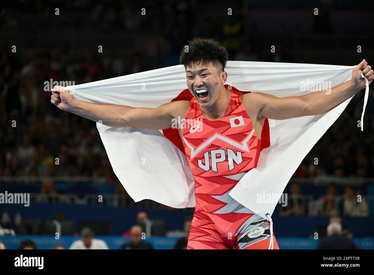 KUSAKA Nao, Japan (JPN) Gold Medal with the Japan Flag, MGR 77kg Final ...