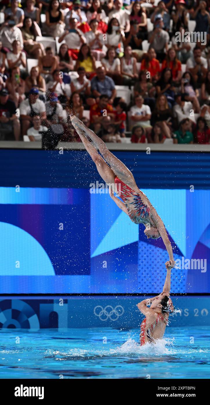 Members of China team perform during an artistic swimming team ...
