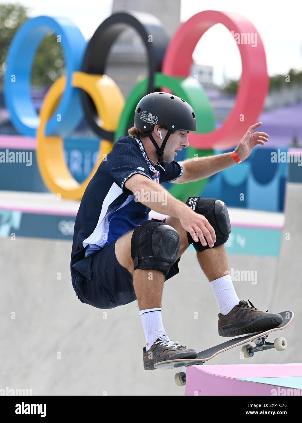 Paris, France. 7th Aug, 2024. Tom Schaar of the United States competes ...