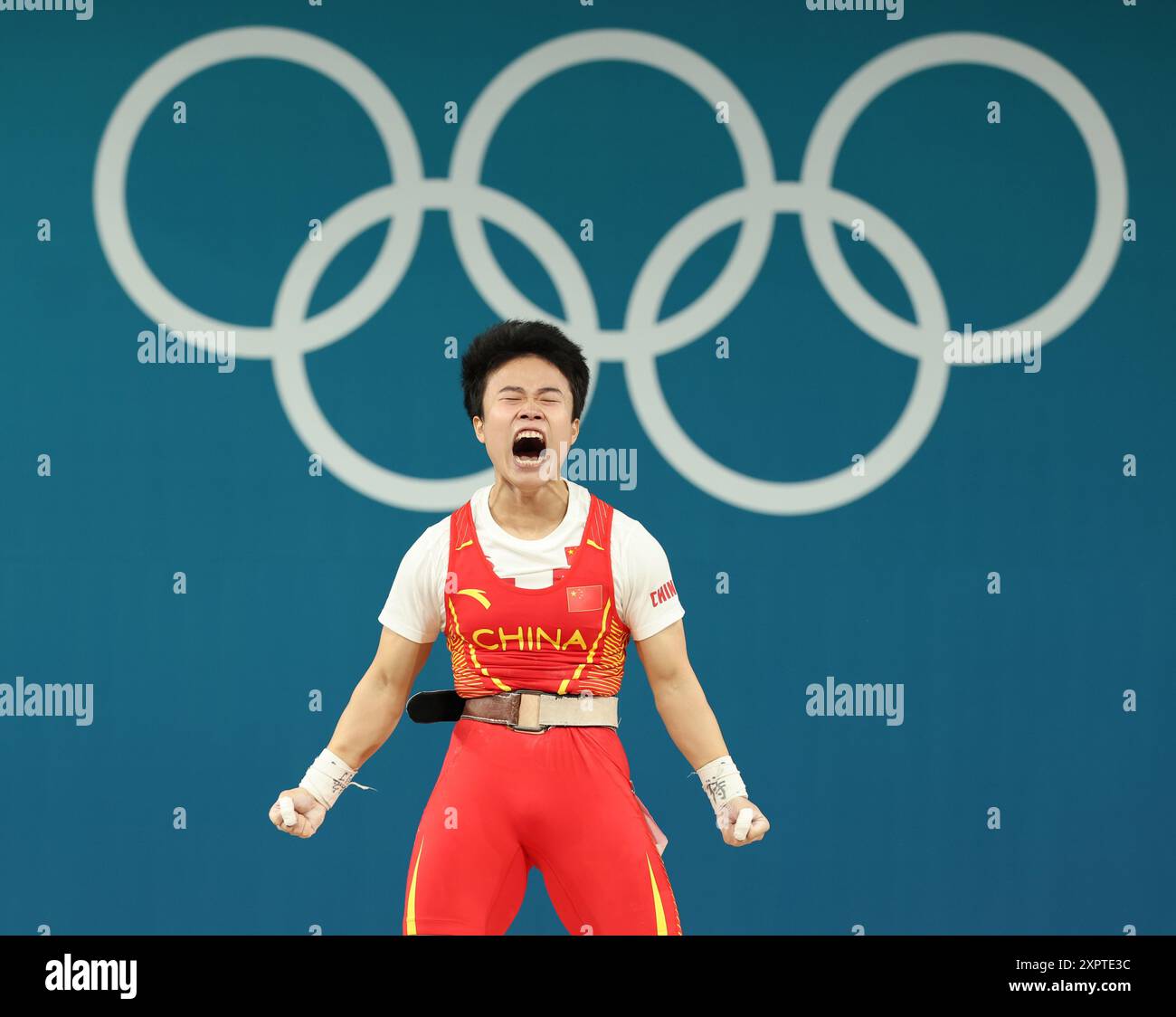 Paris, France. 7th Aug, 2024. Hou Zhihui of China celebrates after ...