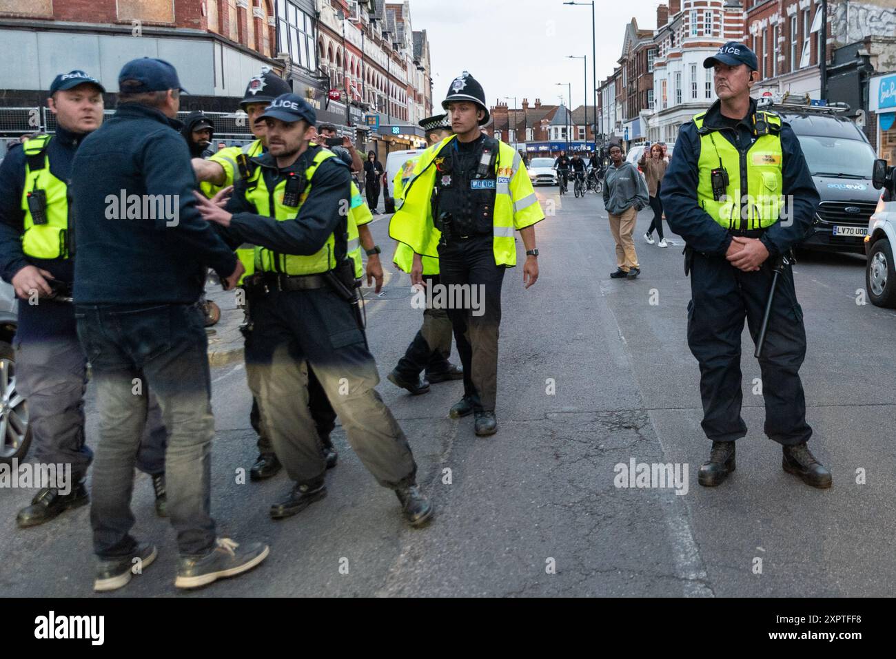 Hamlet Court Road, Westcliff on Sea, Essex, UK. 7th Aug, 2024. A local ...