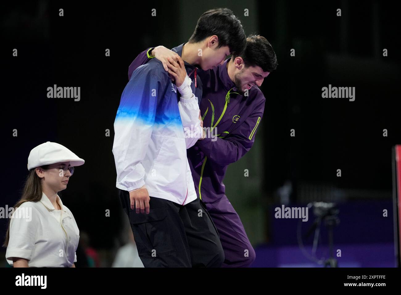 Korea's Taejoon Park, left, winner of the gold medal in a men's 58kg ...