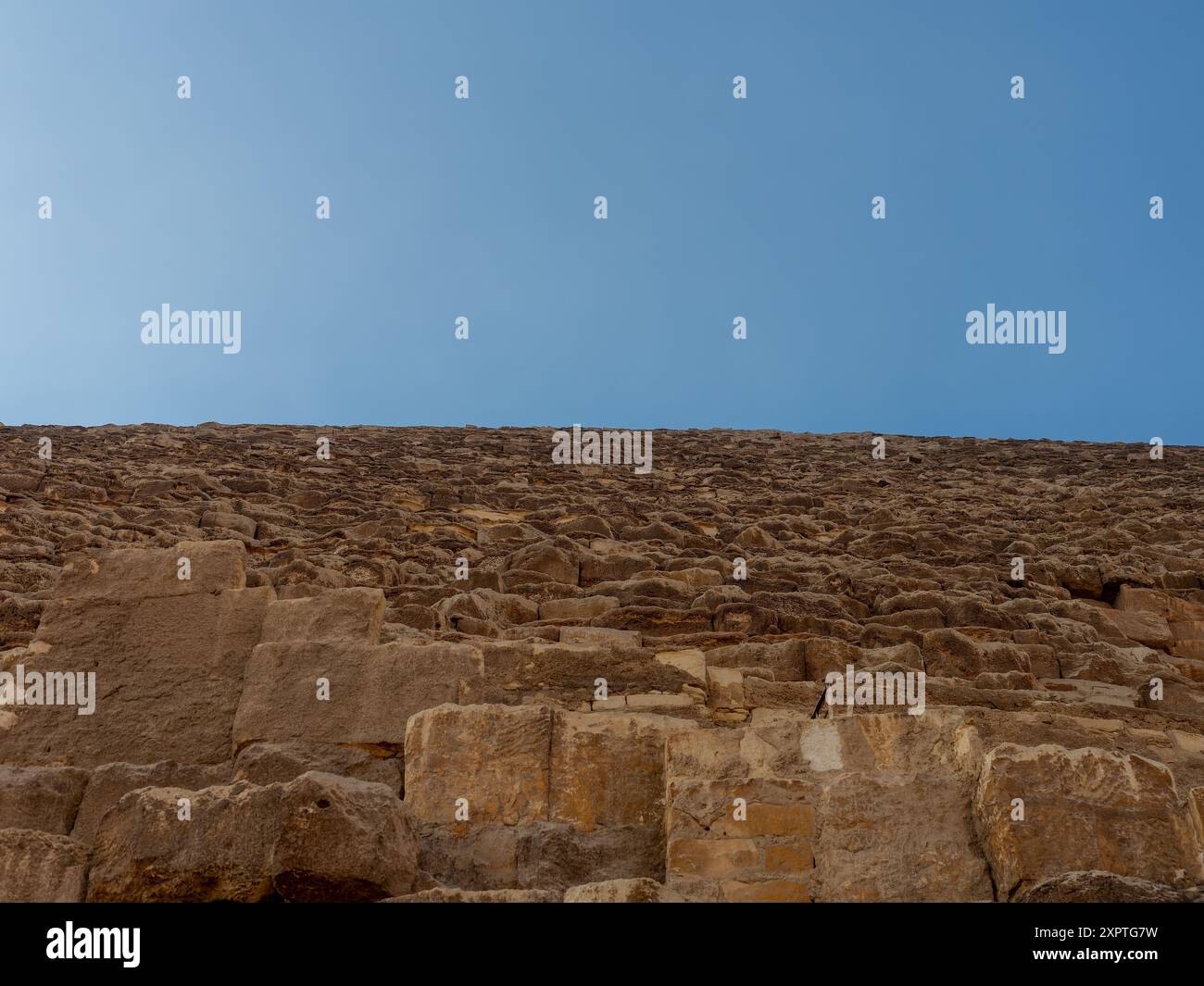 Pyramid of keops hi-res stock photography and images - Alamy