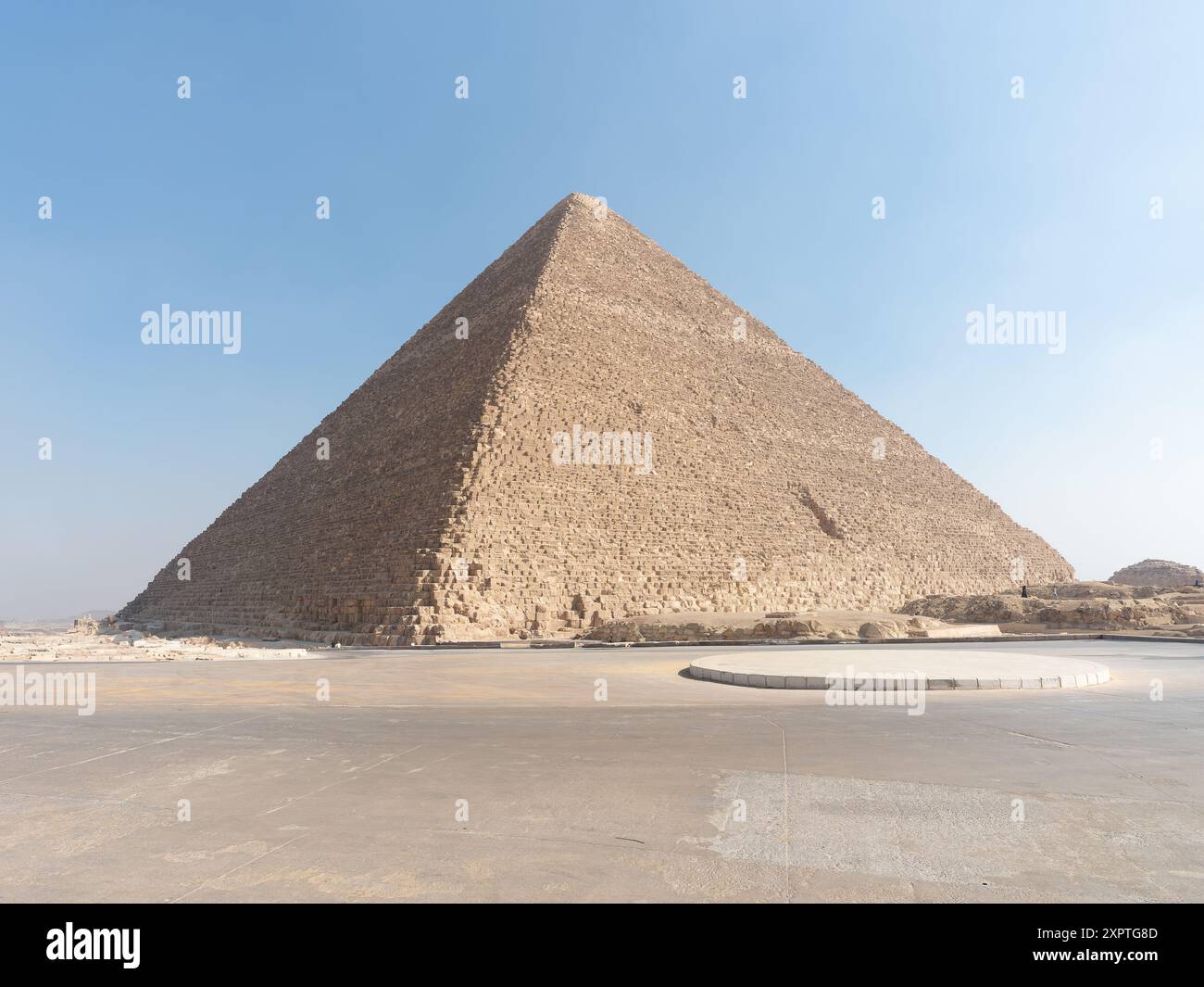 Pyramid of keops hi-res stock photography and images - Alamy