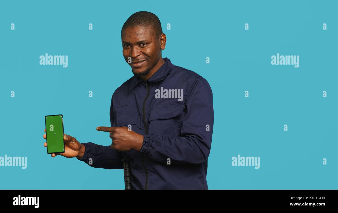 Green screen laptop overseeing hi-res stock photography and images - Alamy