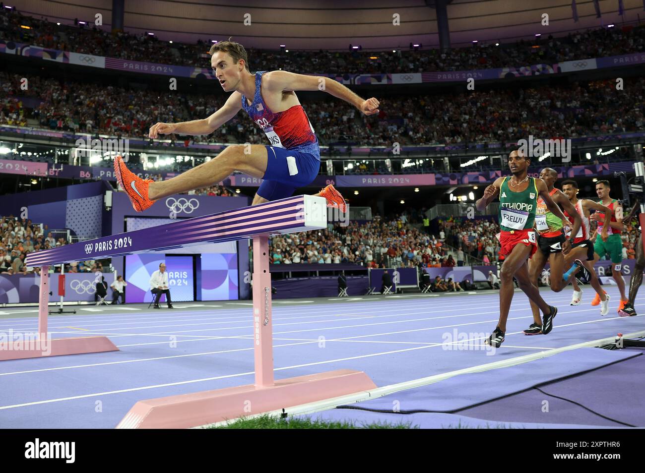 Paris, France. 7th Aug, 2024. Kenneth Rooks (1st L) of the United ...