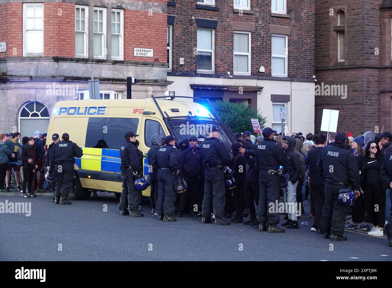 Asylum link merseyside hi-res stock photography and images - Alamy