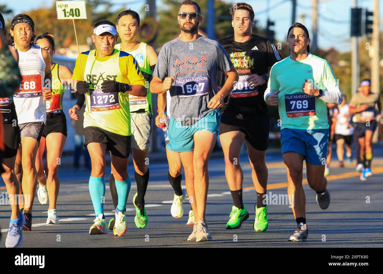 Pacemaker running 5k race hi-res stock photography and images - Alamy