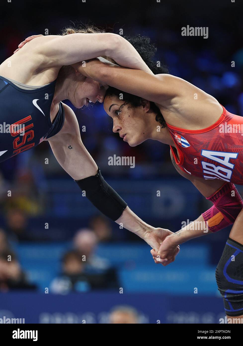 Paris, France. 7th Aug, 2024. Sarah Ann Hildebrandt (L) of the United ...