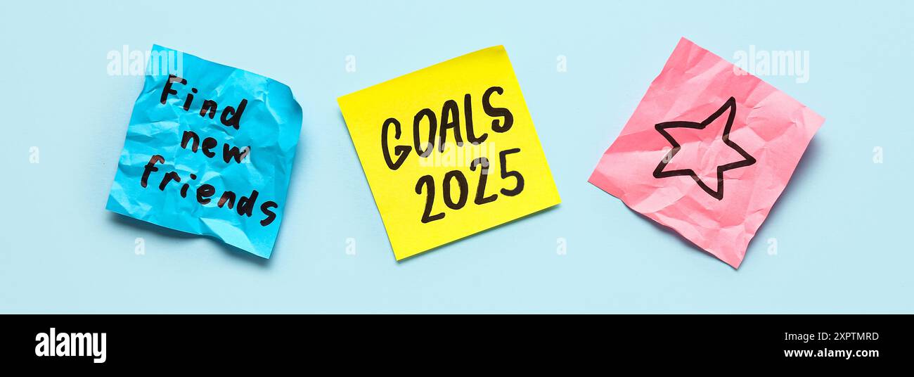 2025 list notes on hi-res stock photography and images - Alamy