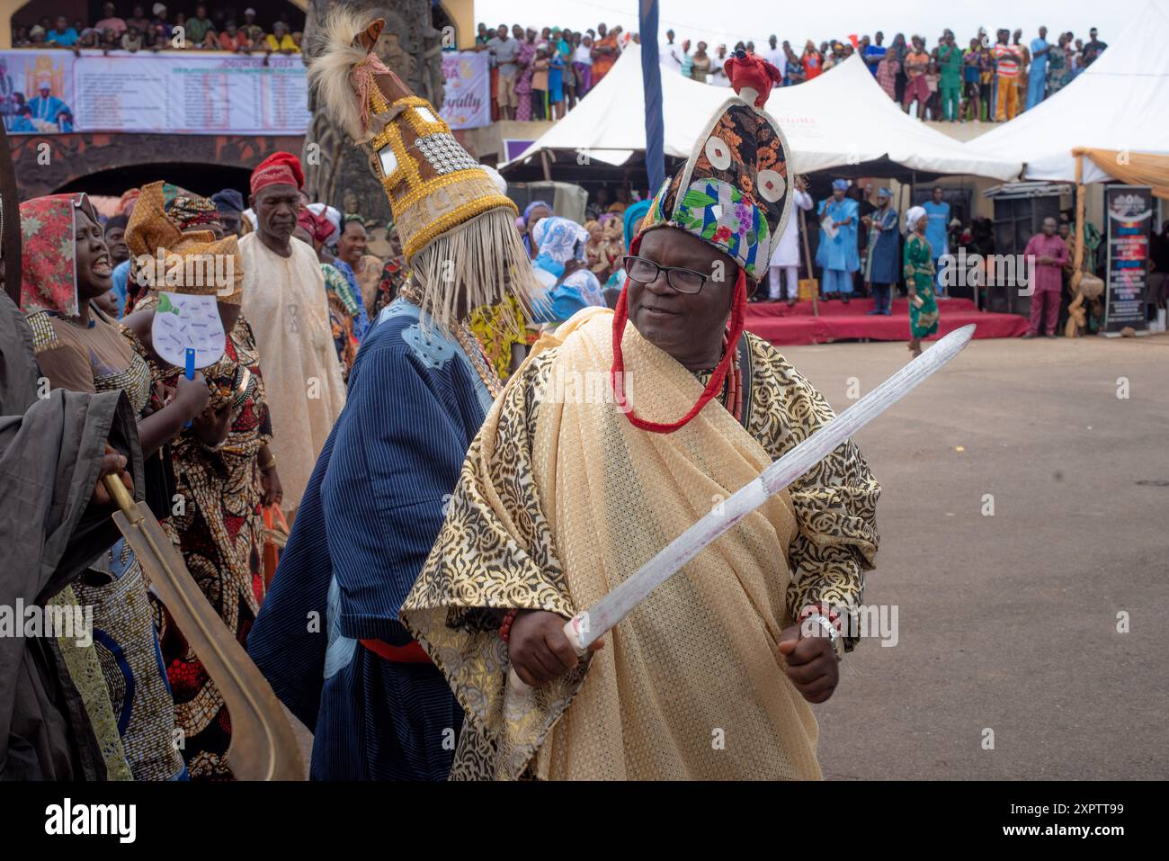 Warrior Chiefs paying homage to the Ogoga of Ikere during the Pulsating ...
