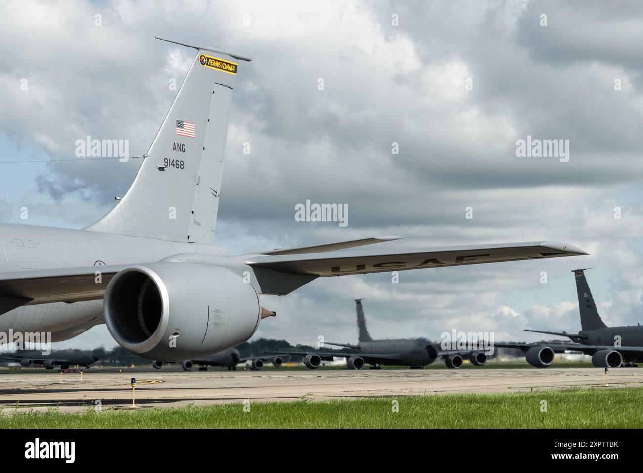 KC-135 “Stratotanker” aircraft return to the 171st Air Refueling Wing ...