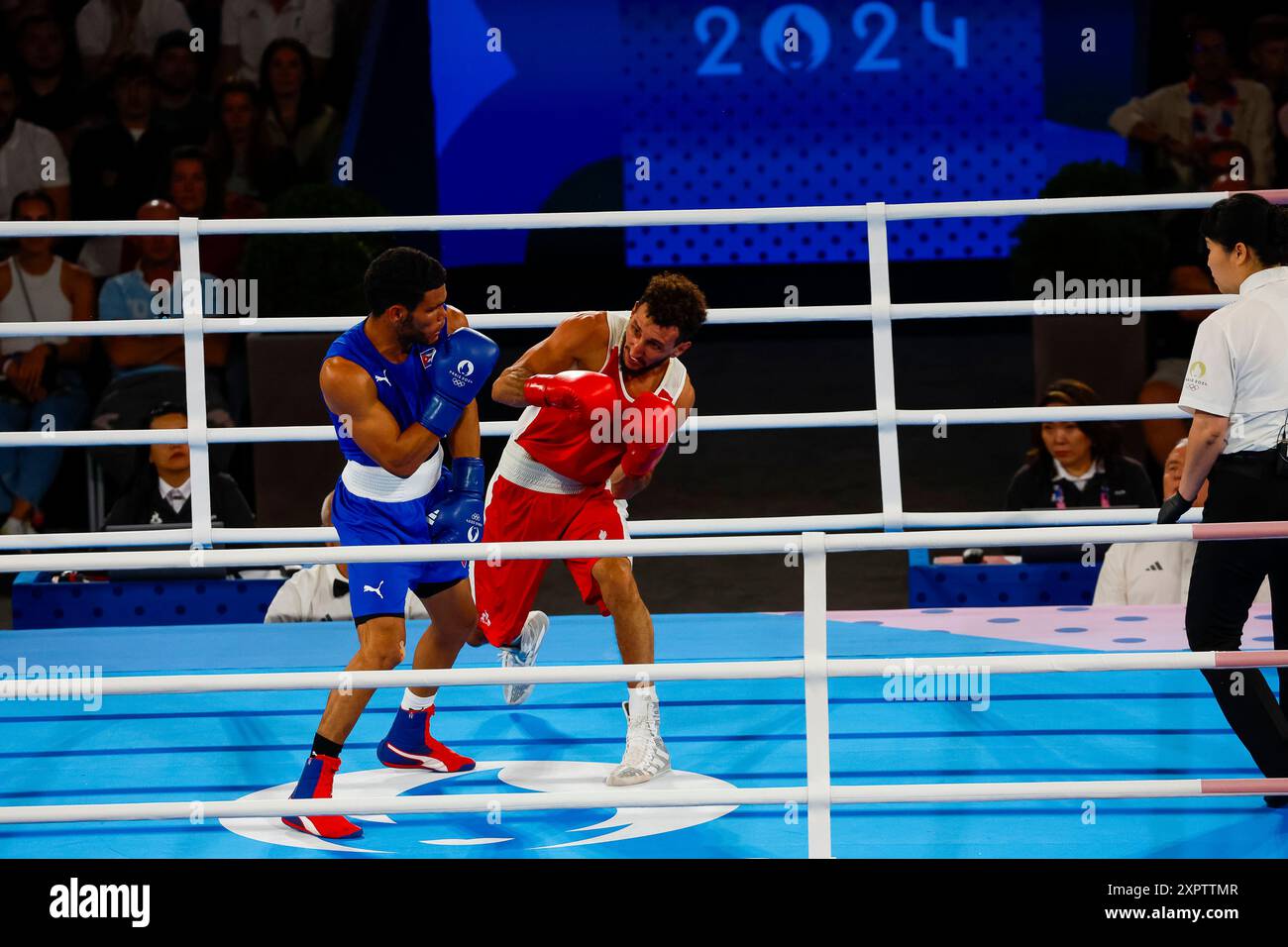 Paris, France. 07th Aug, 2024. OUMIHA Sofiane of France vs ALVAREZ ...