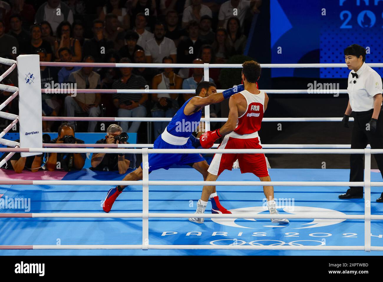 OUMIHA Sofiane of France vs ALVAREZ BORGES Erislandy of Cuba Boxing ...