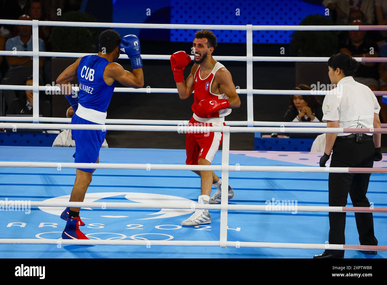 OUMIHA Sofiane of France vs ALVAREZ BORGES Erislandy of Cuba Boxing ...