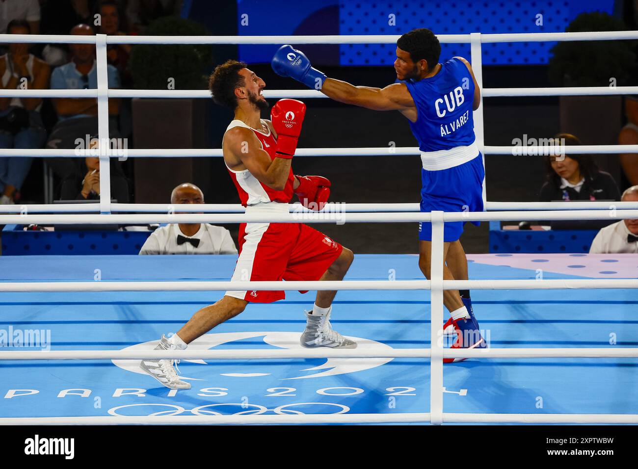 OUMIHA Sofiane of France vs ALVAREZ BORGES Erislandy of Cuba Boxing ...