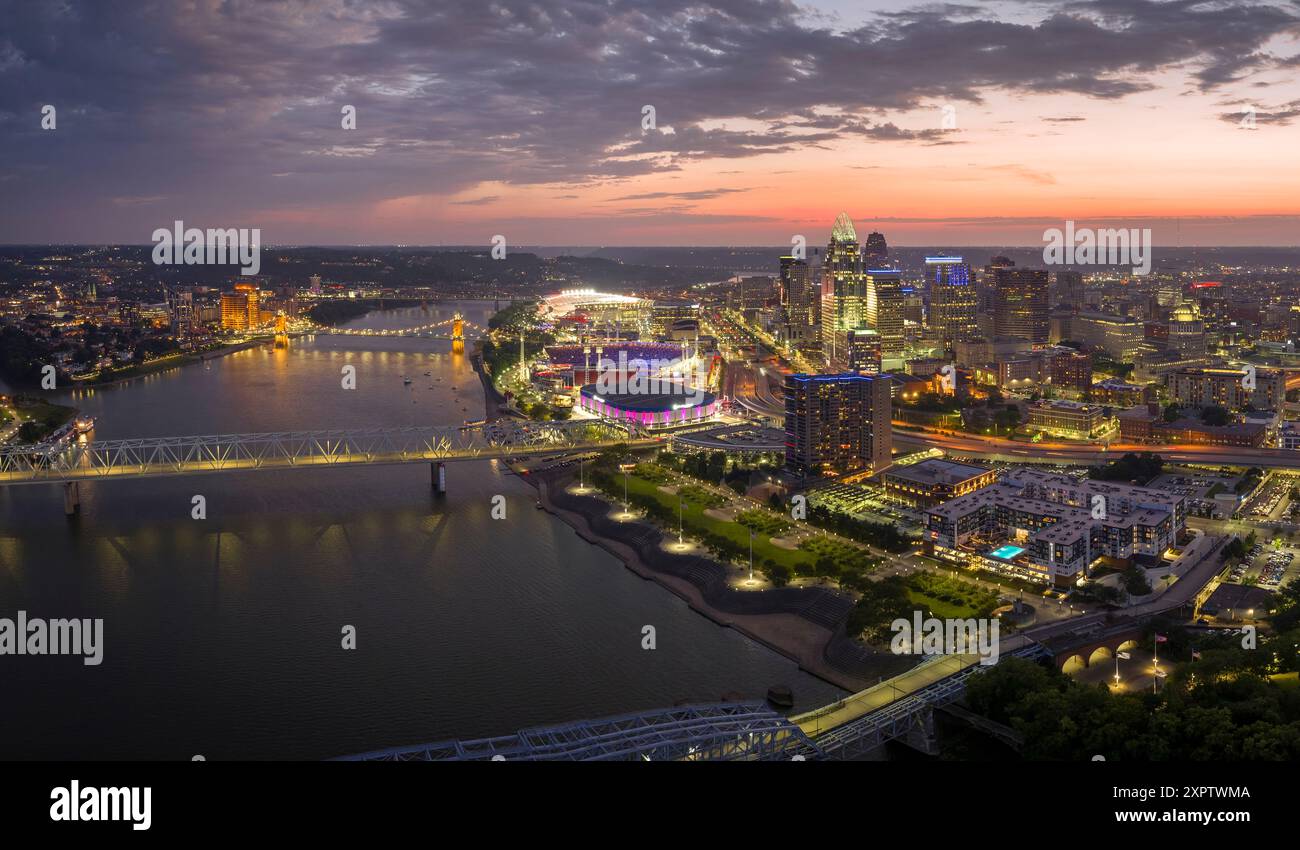 Aerial view of downtown district highway traffic in Cincinnati city ...