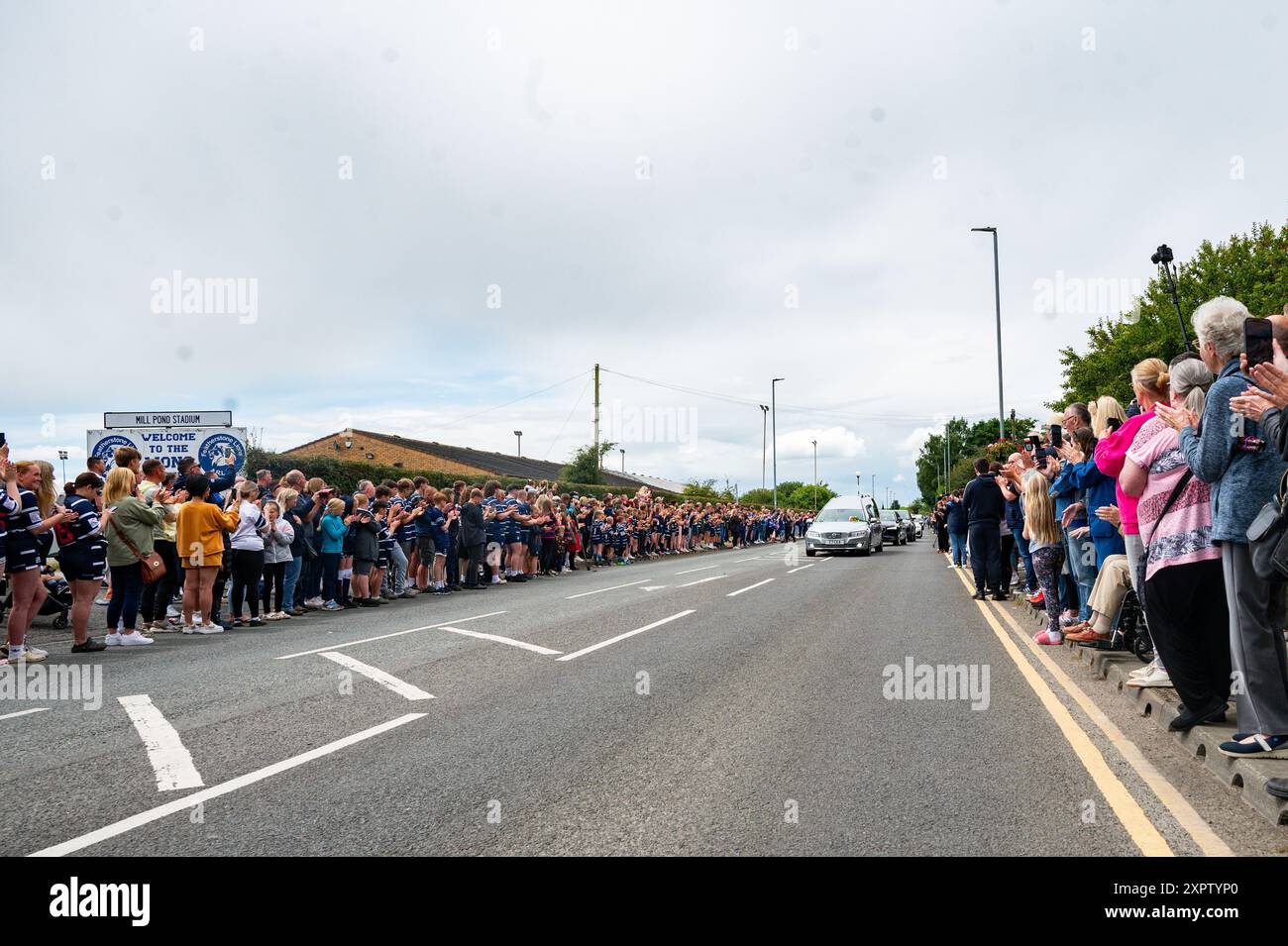 Mill pond stadium hi-res stock photography and images - Alamy
