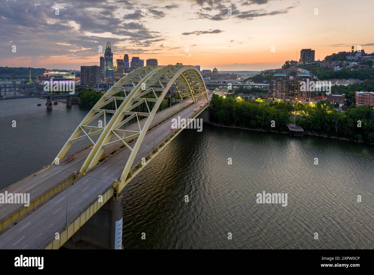 Cincinnati, Ohio with driving cars on Daniel Carter Beard Bridge ...