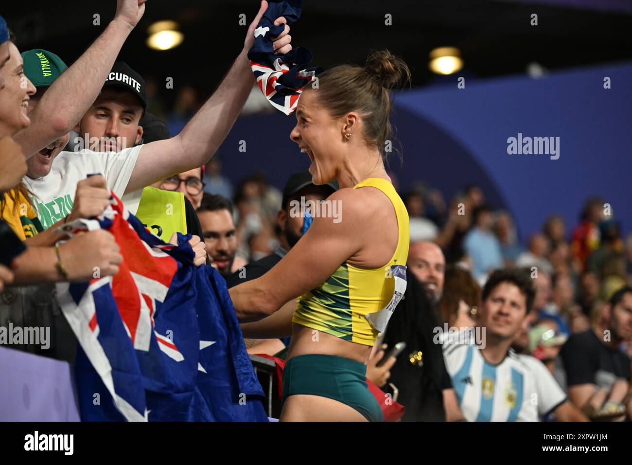 Paris, France. 07th Aug, 2024. Australian pole vaulter Nina Kennedy ...