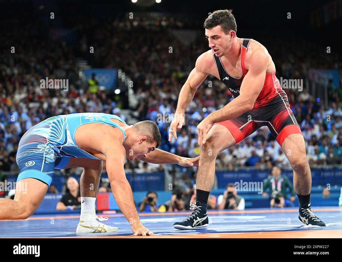 Paris, France. 7th Aug, 2024. Semen Sergeevich Novikov (R) of Bulgaria ...