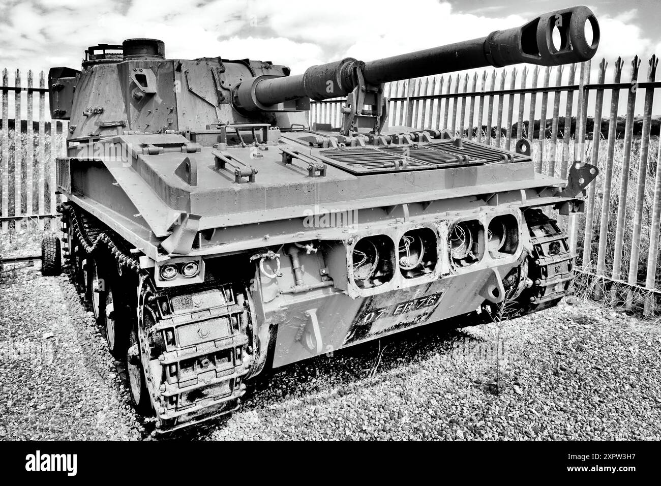 British army artillery abbot hi-res stock photography and images - Alamy