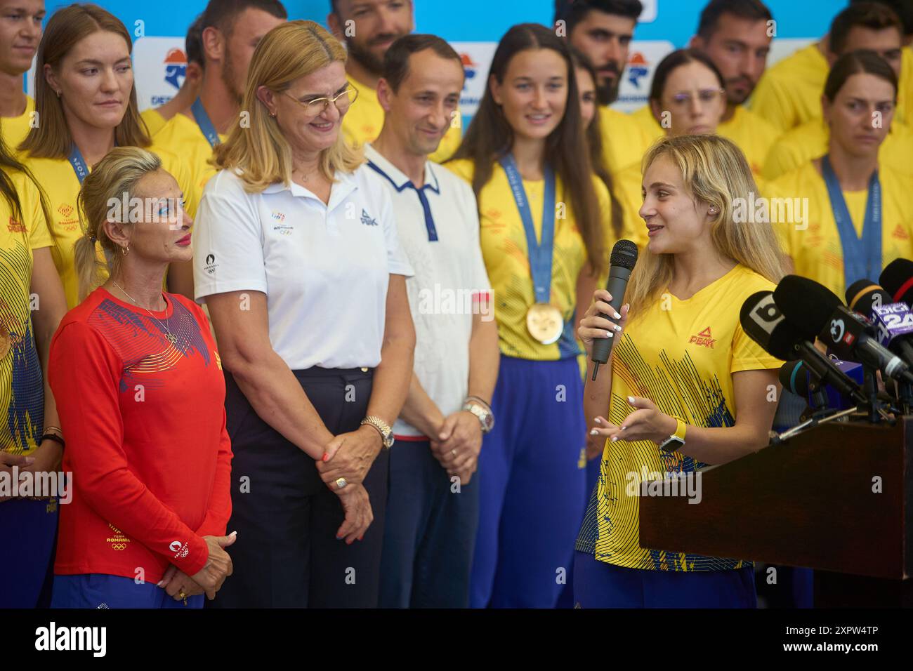 Otopeni, Romania. 7th Aug, 2024: Gymnast Sabrina Maneca-Voinea (R ...