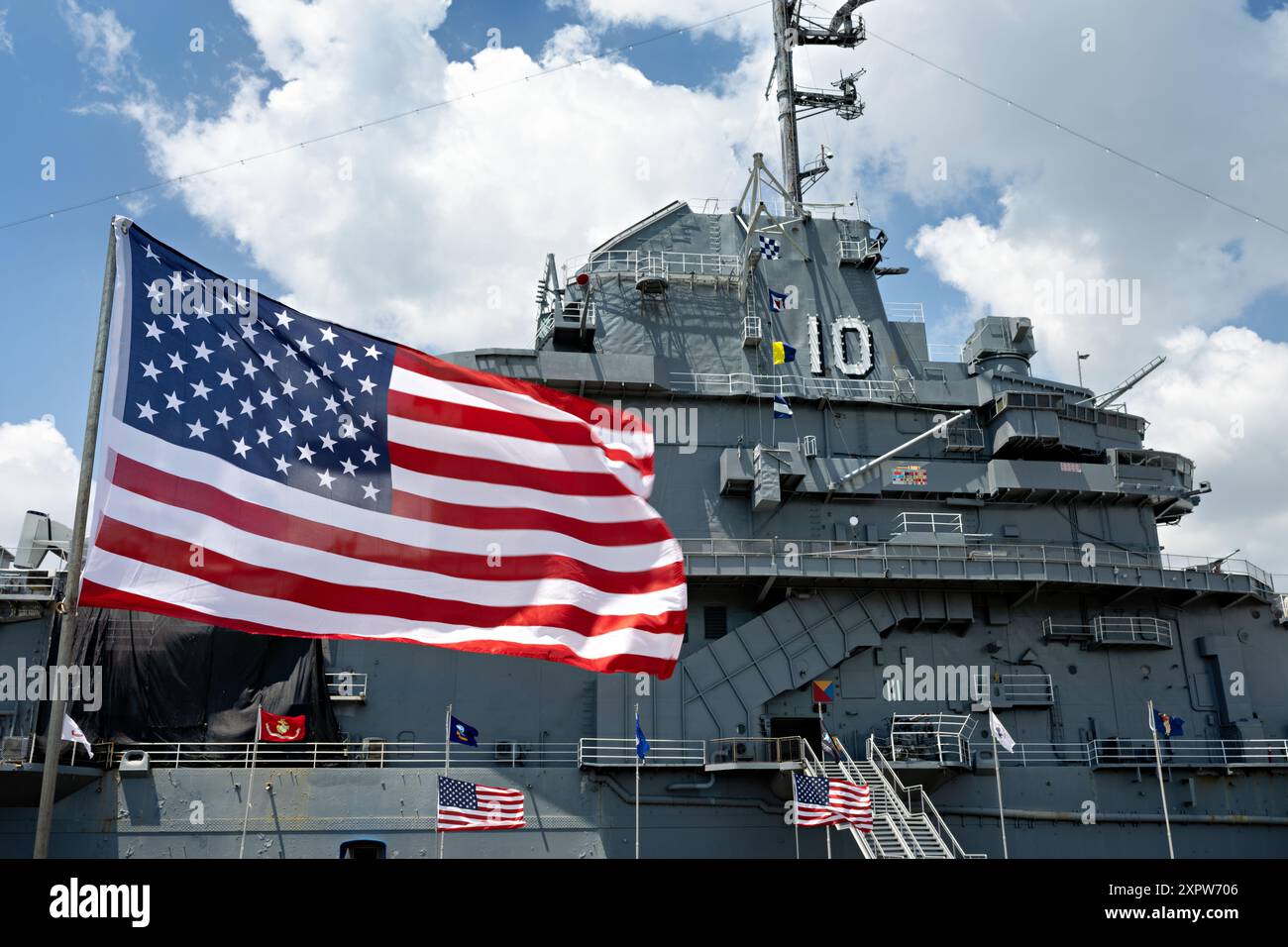 USS Yorktown Aircraft Carrier Charleston South Carolina // CHARLESTON ...