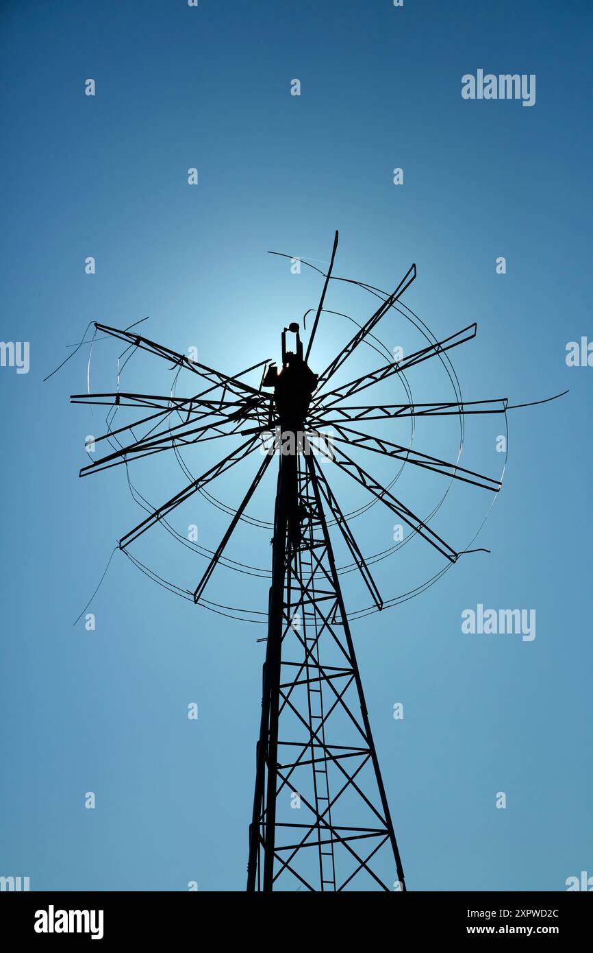 Old windmill, Mt Dare, Simpson Desert, outback South Australia ...