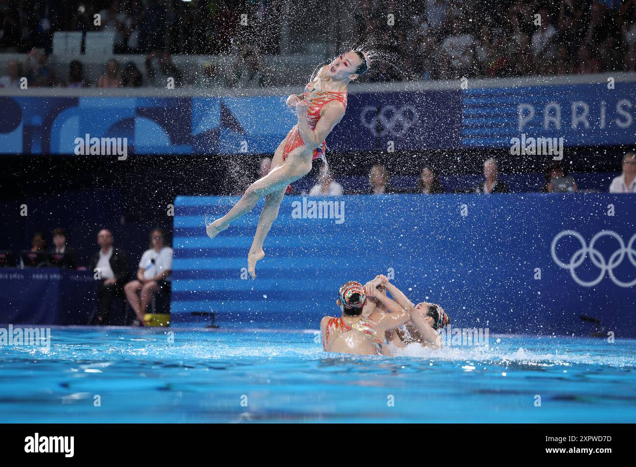 **CHINESE MAINLAND, HONG KONG, MACAU AND TAIWAN OUT** China wins gold ...