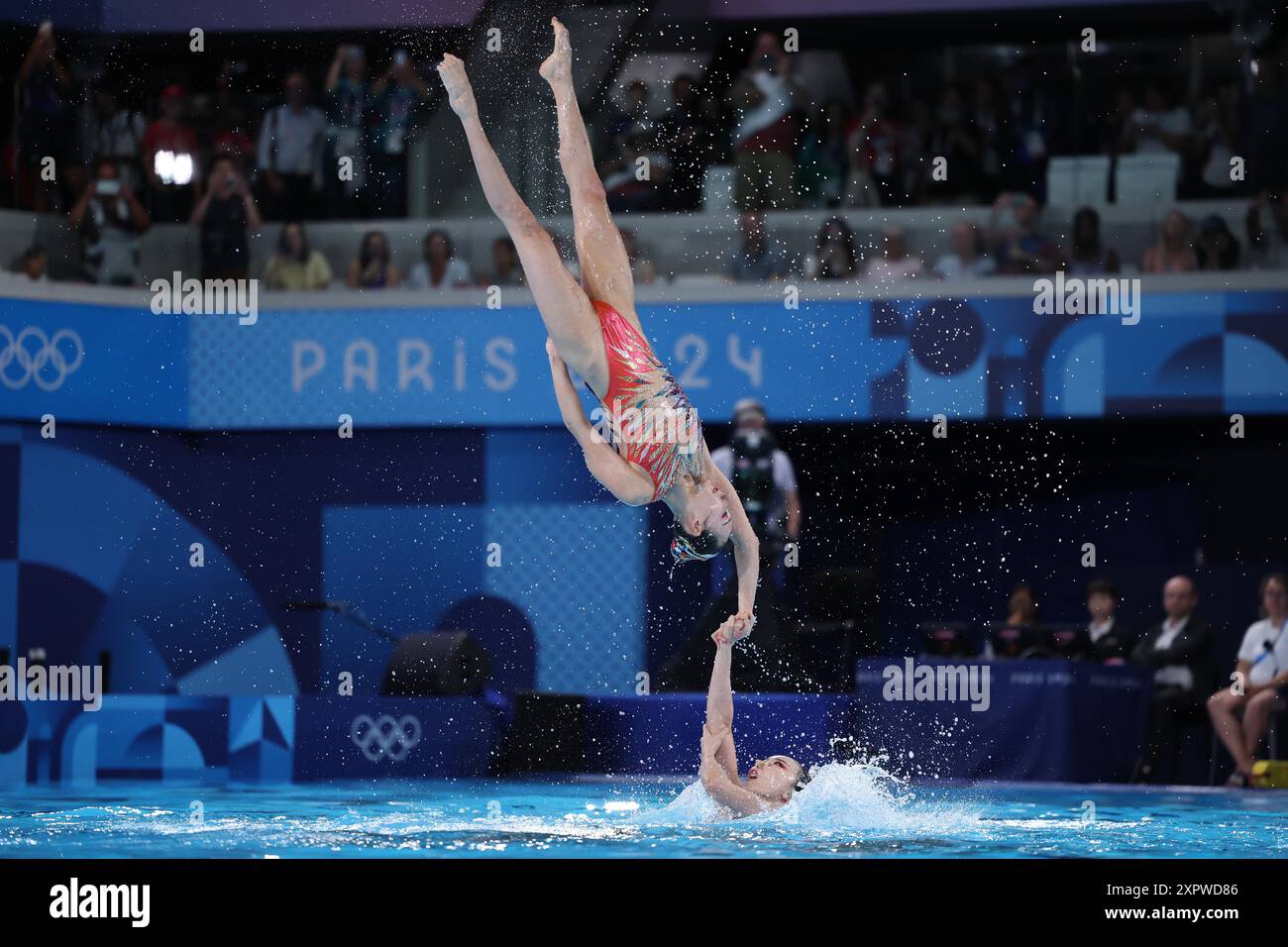 **CHINESE MAINLAND, HONG KONG, MACAU AND TAIWAN OUT** China wins gold ...