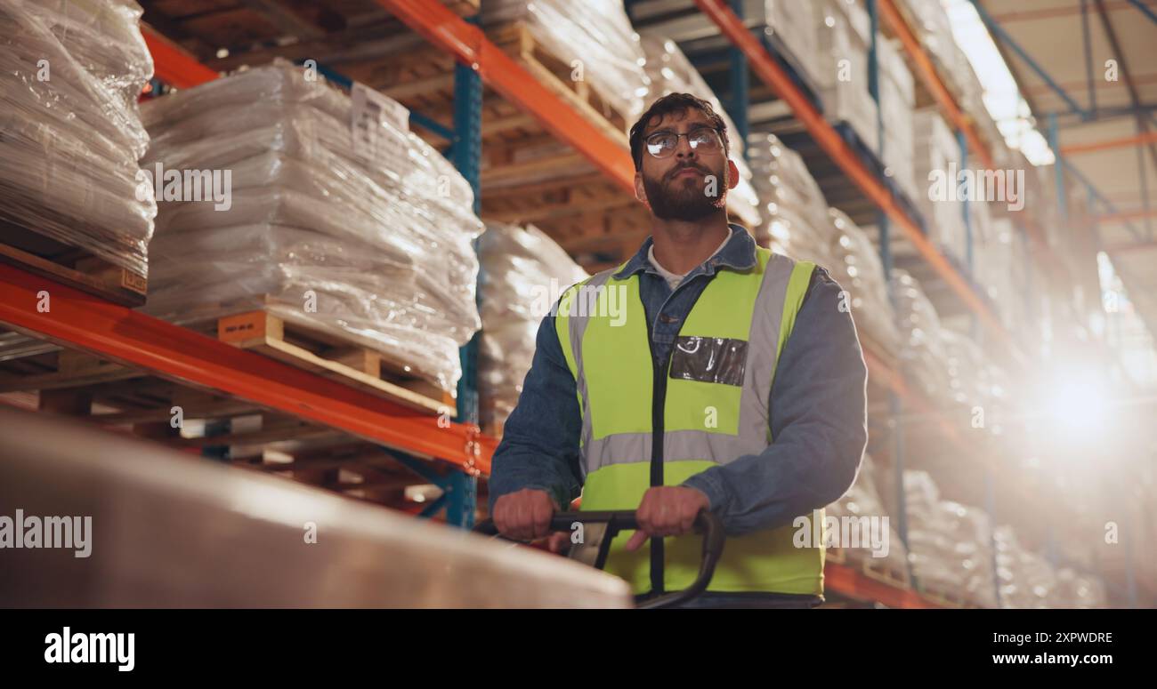 Picker warehouse hi-res stock photography and images - Alamy