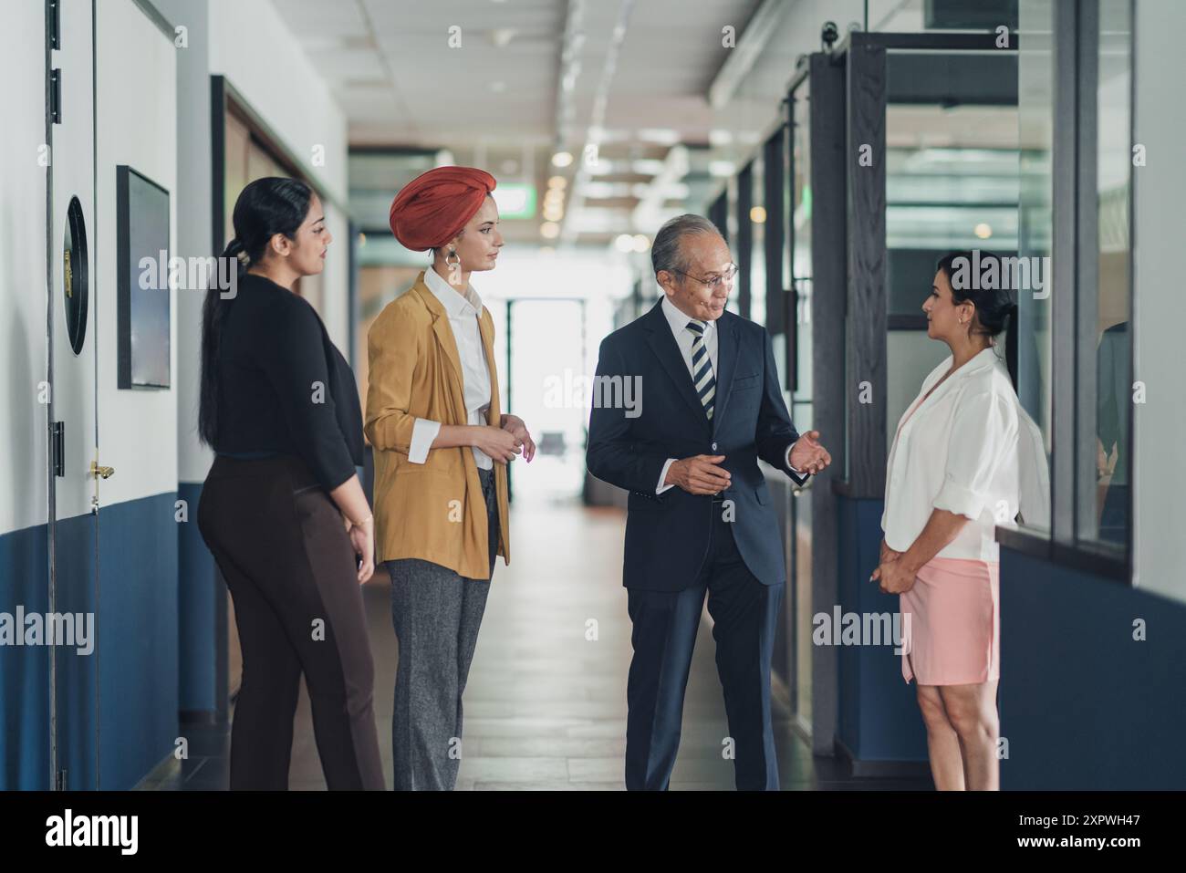 Asian corporate executives hi-res stock photography and images - Alamy