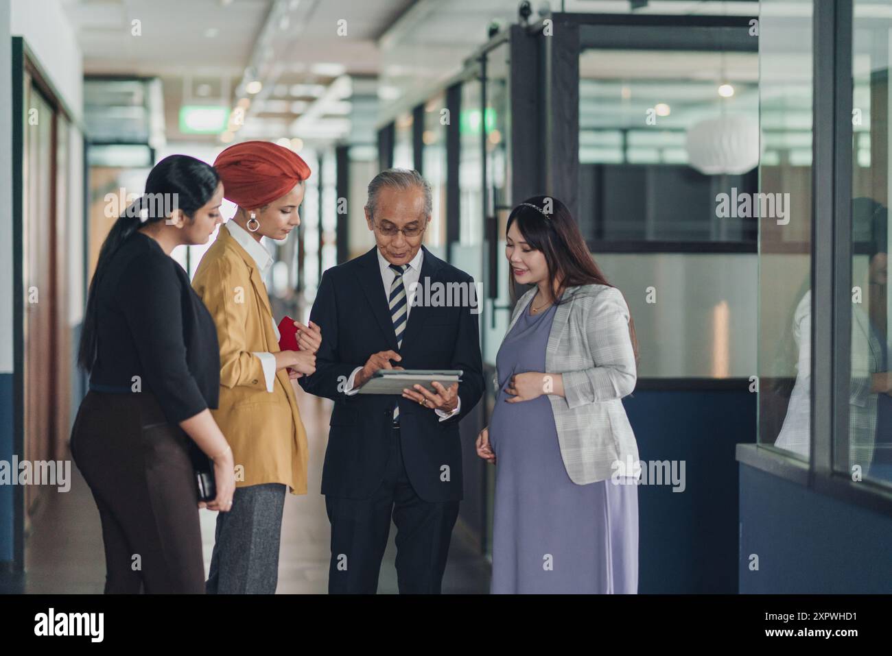 Asian corporate executives hi-res stock photography and images - Alamy