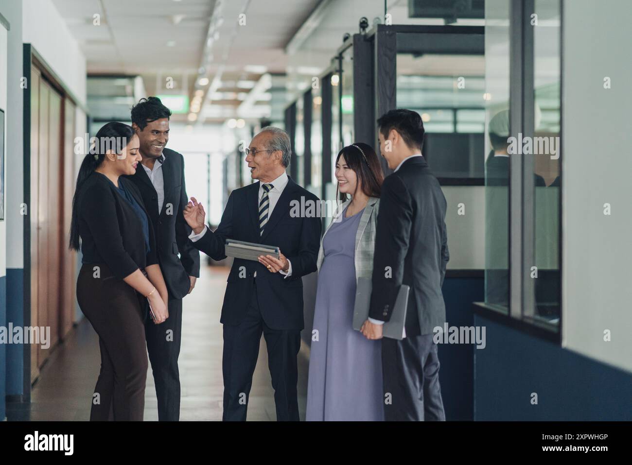Asian corporate executives hi-res stock photography and images - Alamy