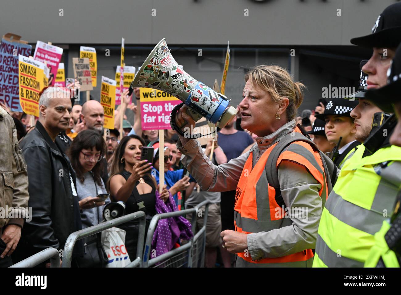 LONDON, ENGLAND: 3rd August 2024: Stand Up to Racism counter-protest ...