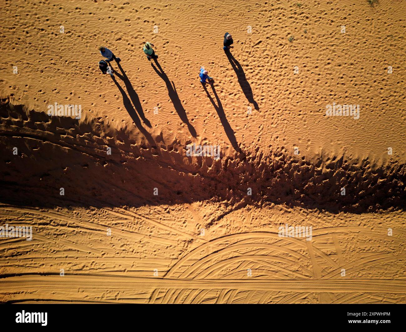 People on top of "Big Red" dune, QAA Line, Simpson Desert, near ...