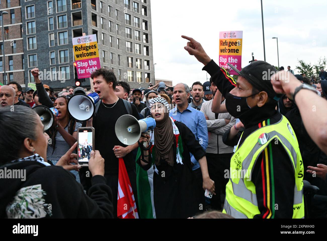 LONDON, ENGLAND: 3rd August 2024: Pro-Palestine counter-protest ...