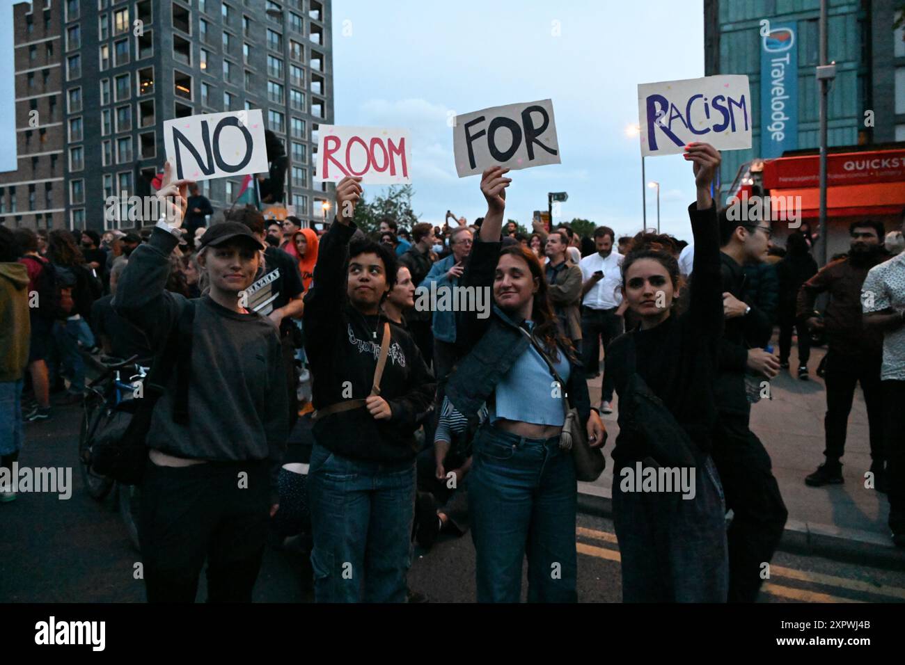 LONDON, ENGLAND: 3rd August 2024: Stand Up to Racism counter-protest ...