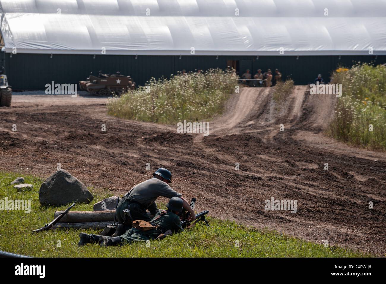 German infantry - soldiers of World War II on the battlefield ...