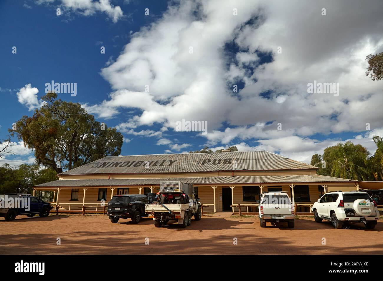 Nindigully Pub (1884 - oldest in Queensland), Balonne Shire, Nindigully ...