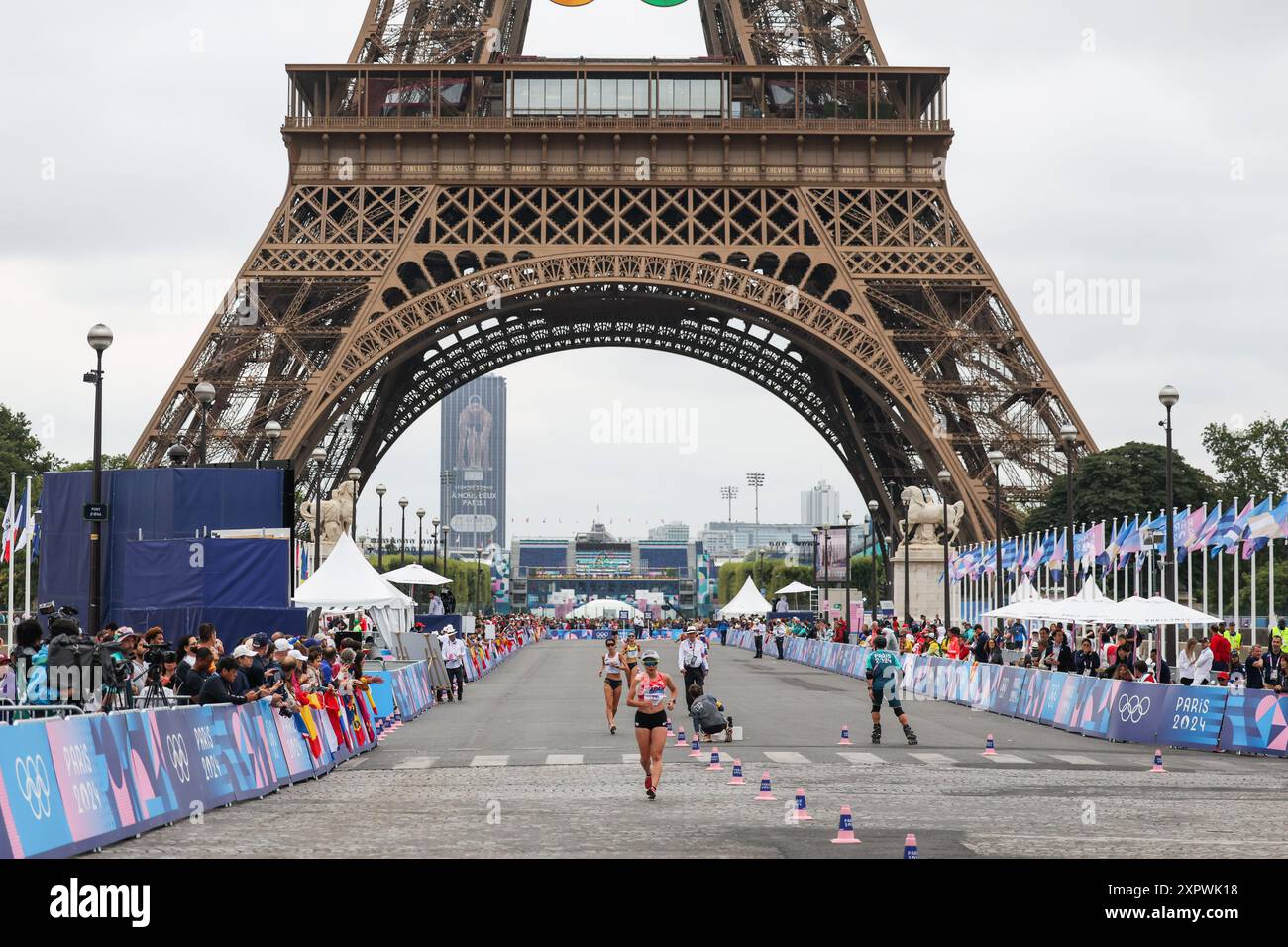 Paris, France. 7th Aug, 2024. Ayane Yanai (JPN) Race Walk : Mixed Walk ...