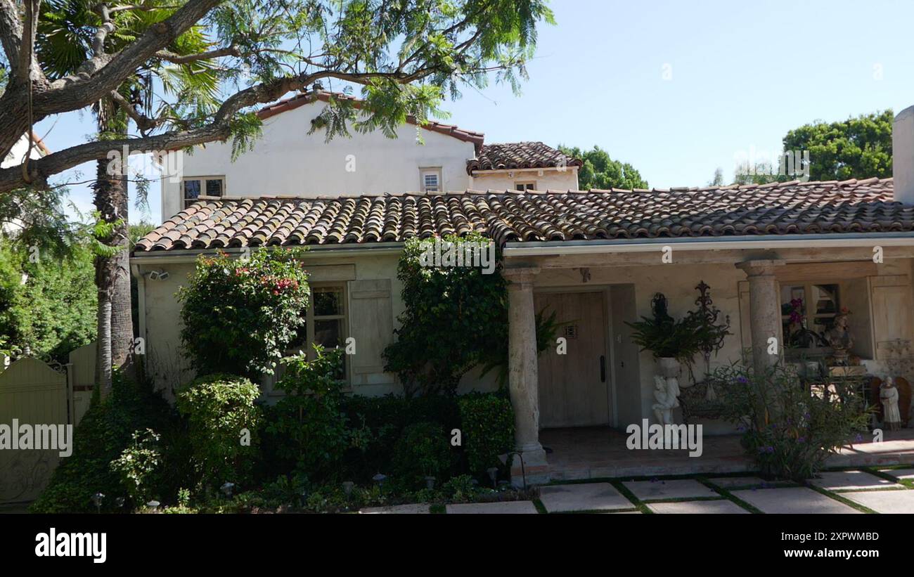 Beverly Hills, California, USA 7th August 2024 Actor Sidney Poitier ...