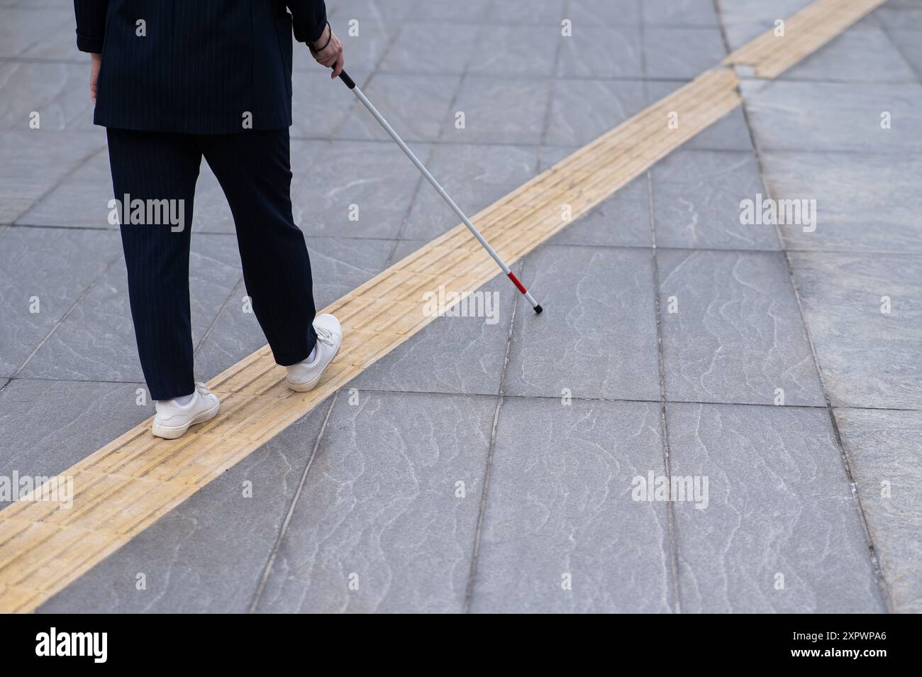 Tactile accessibility tiles hi-res stock photography and images - Alamy