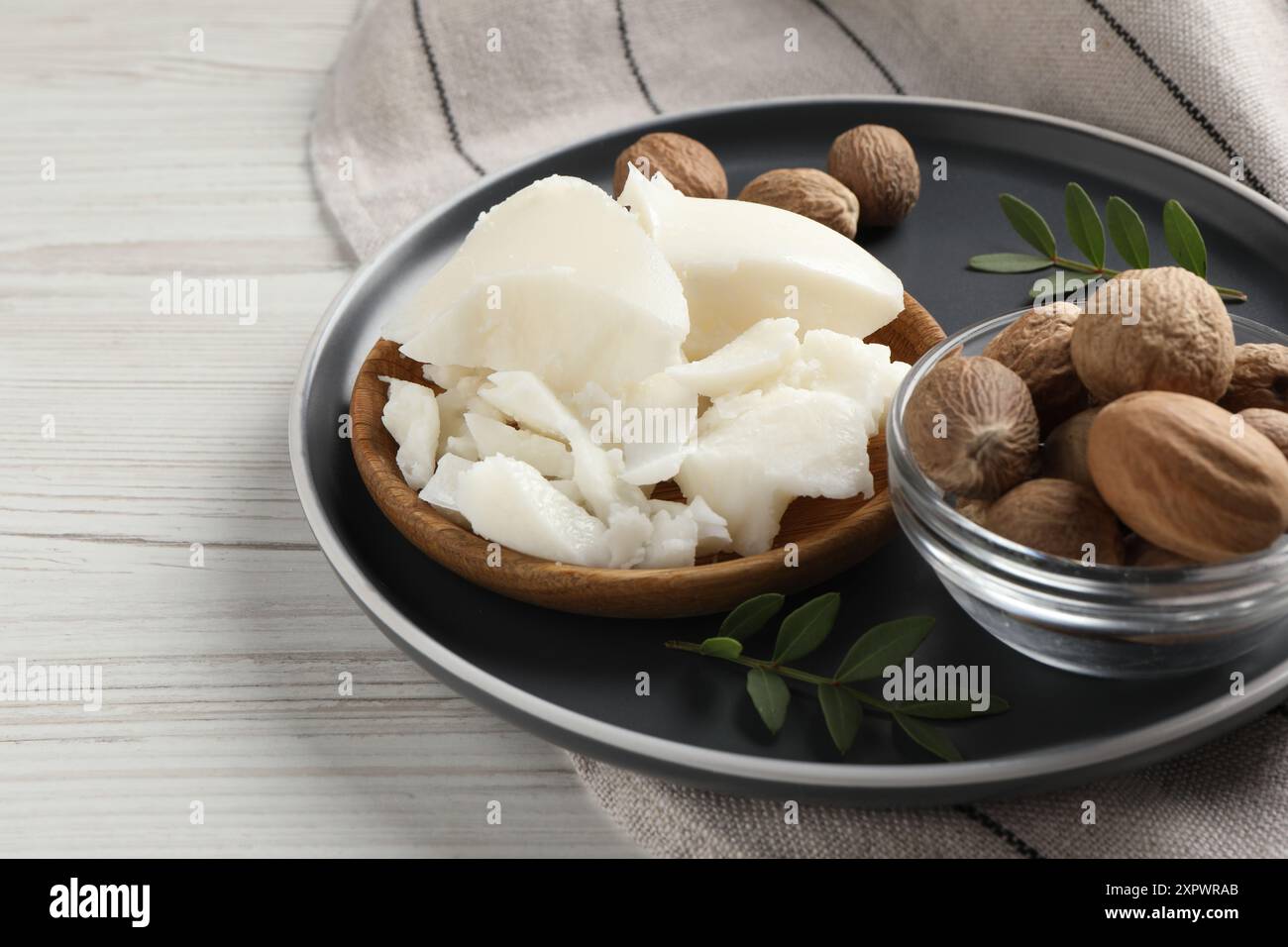 Shea nuts product butter hi-res stock photography and images - Alamy