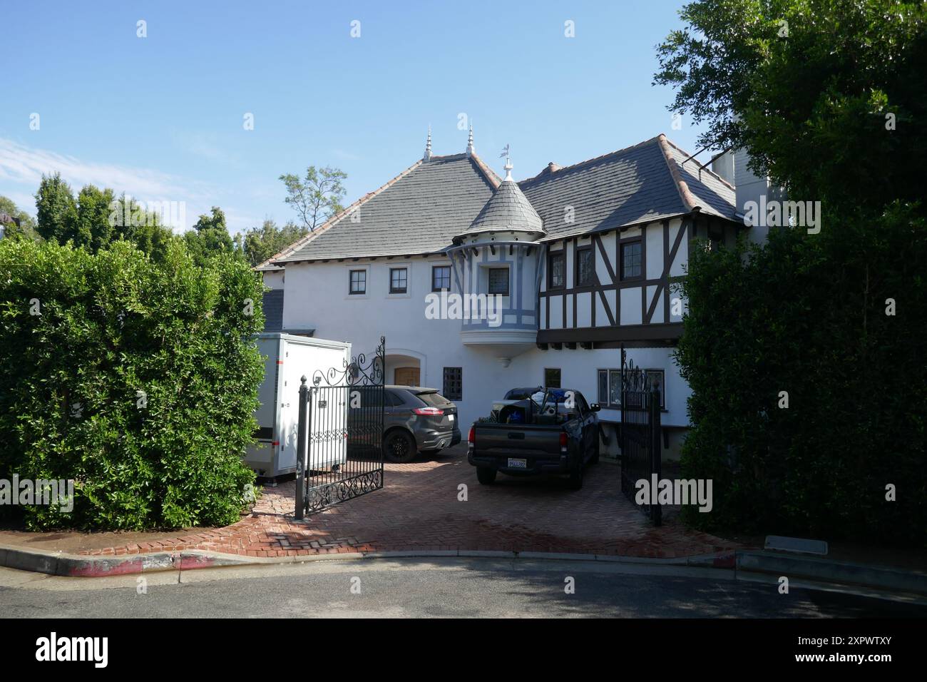 Liberty kasem hi-res stock photography and images - Alamy